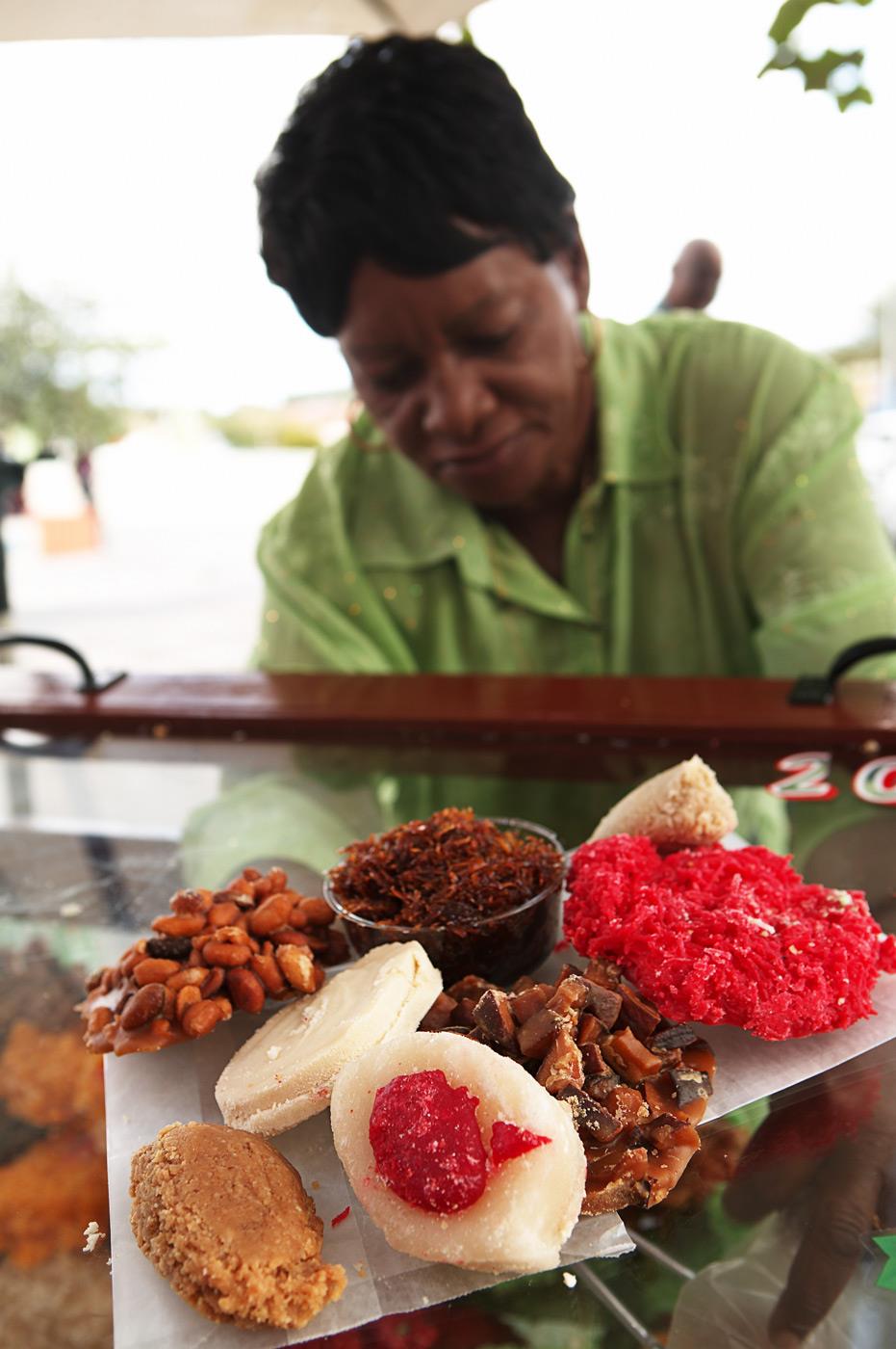Street Food | 1000 Awesome Things About Curaçao